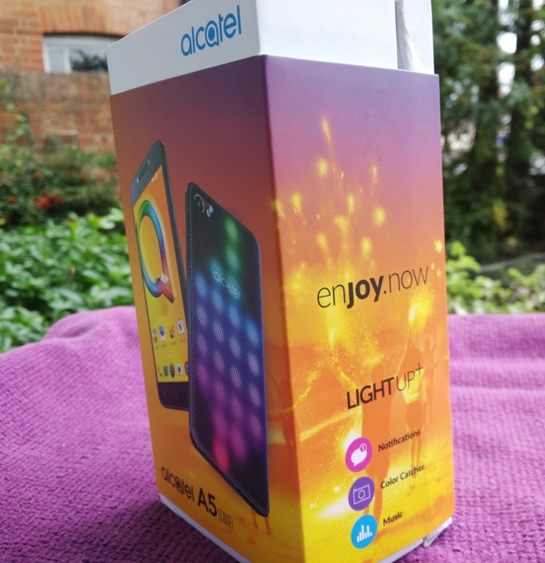 Alcatel A5 LED Back Lights Up In Time To Music! | Gadget Explained ...