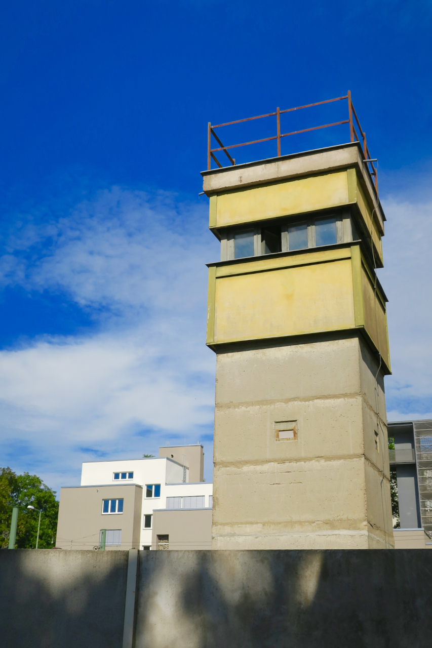 Pressing Issues: Greg Mitchell's Berlin Photos 2014-2016