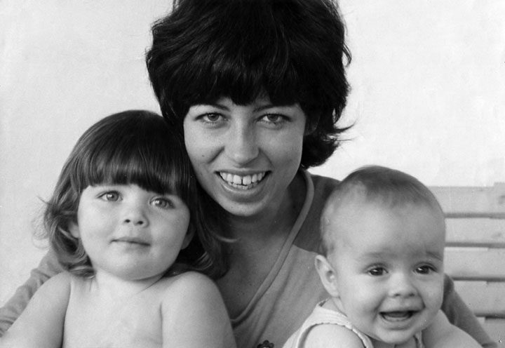 CLUBE DA MPB: Nara Leão. Uma cantora de Opinião.