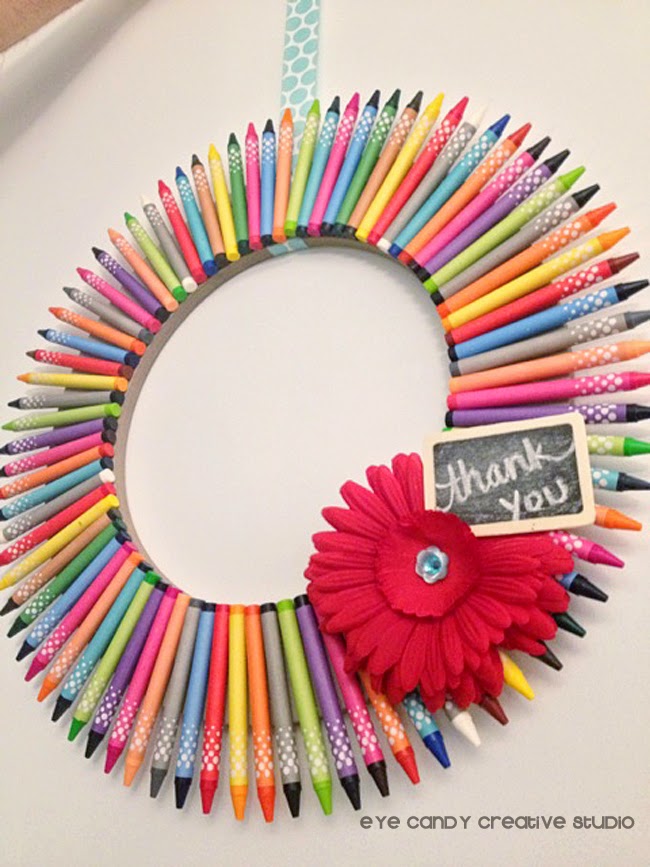 Eye Candy Creative Studio: DIY CRAFT :: Crayon Wreath