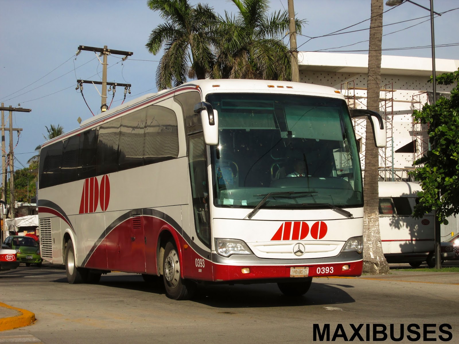 MAXIBUSES: AUTOBUSES DEL ORIENTE (ADO)