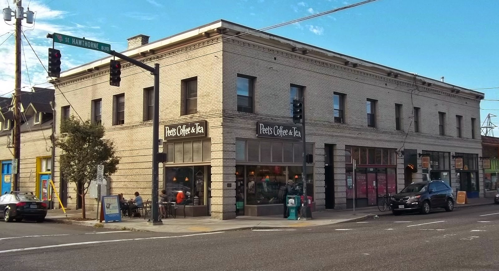 Urban Landscape, Native Landscape: The Hawthorne District in Portland