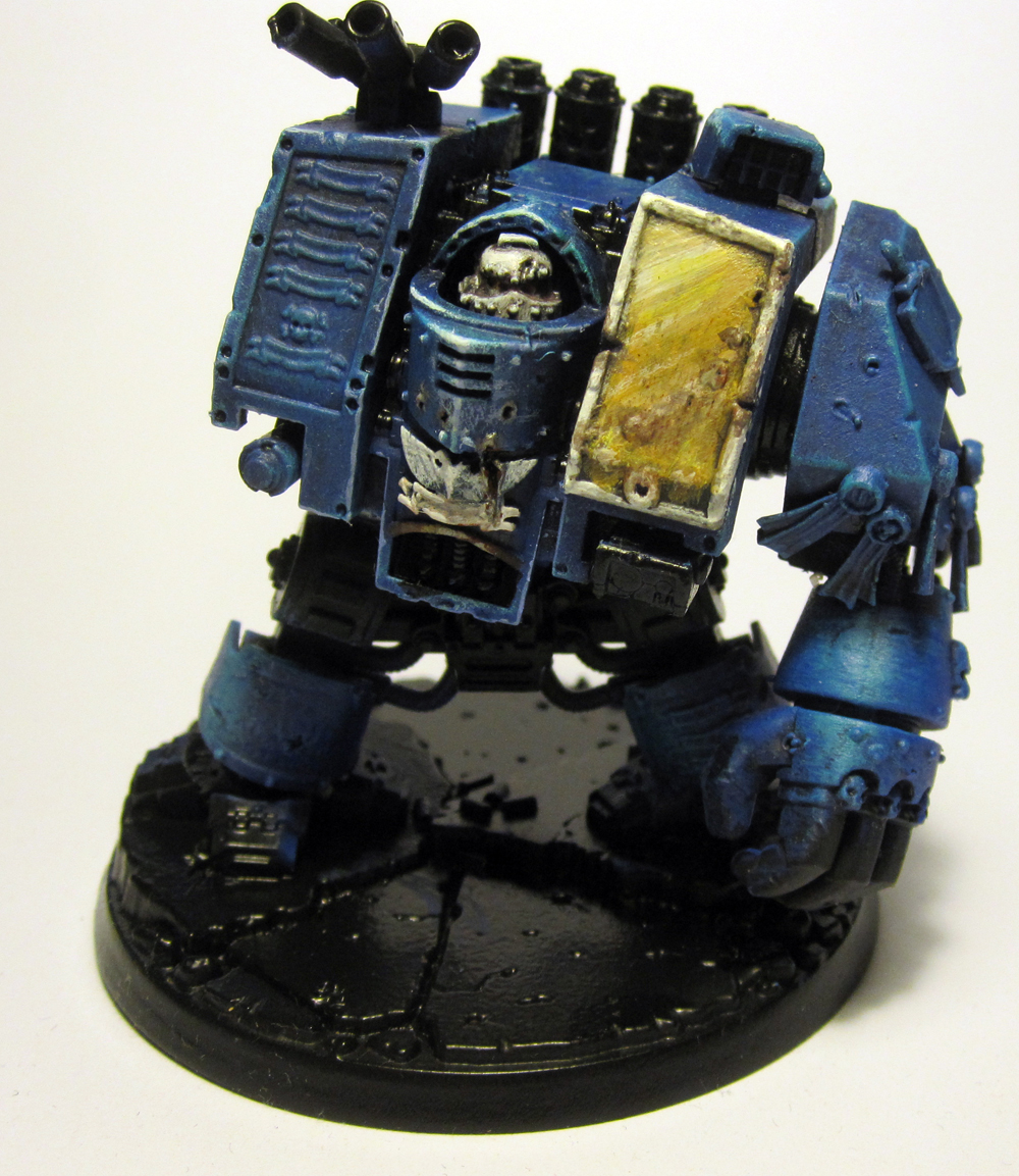 dinosaurswithfirearms: Warhammer 40k: Ehrwürdiger Cybot / Venerable ...