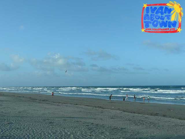 Camarines Norte: Surfing & kitesurfing at Bagasbas Beach, Daet | Ivan ...
