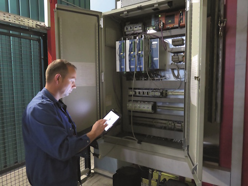Read-out Instrumentation Signpost: Digital mobile maintenance.