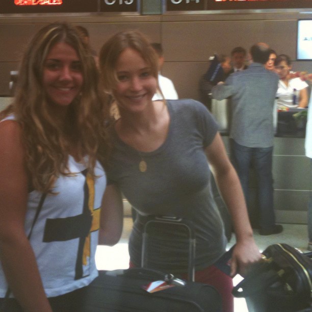 2 nuevas fotos de Jennifer Lawrence con fans | Real or not real News