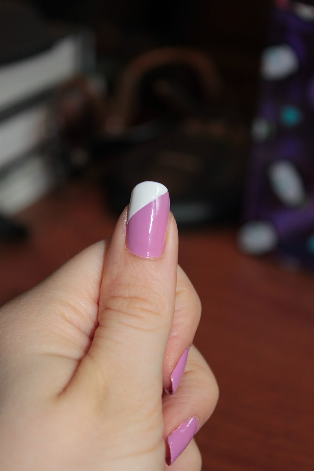 Inkspot: DIY: Diagonal Manicure