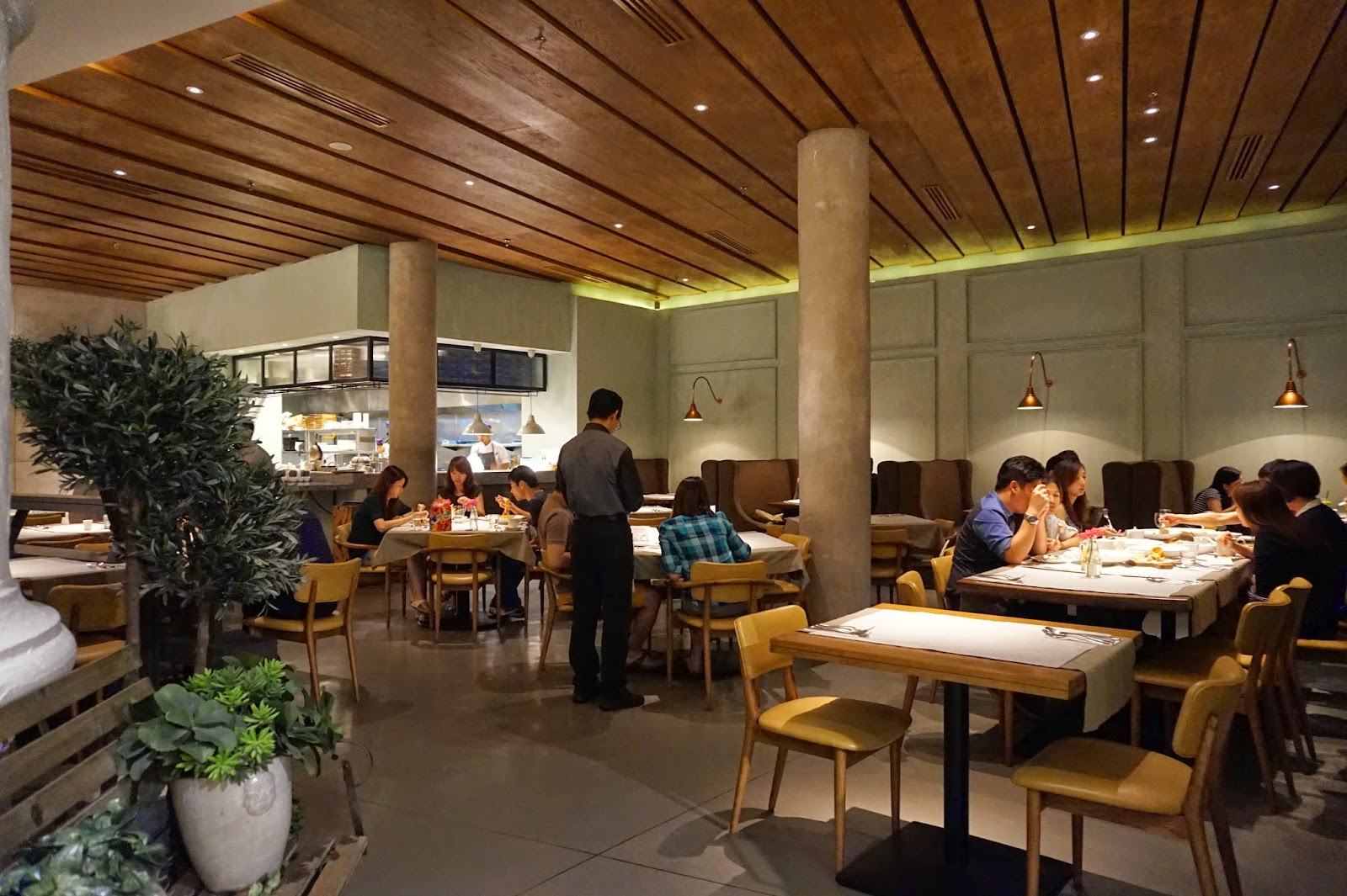 YUNA ♥: Fine dining at L. Tables by Lavender Bakery @ One Utama