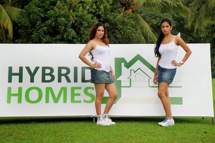 33000lk photo s: Sl modeler Anusha Rajapaksha new photo collection