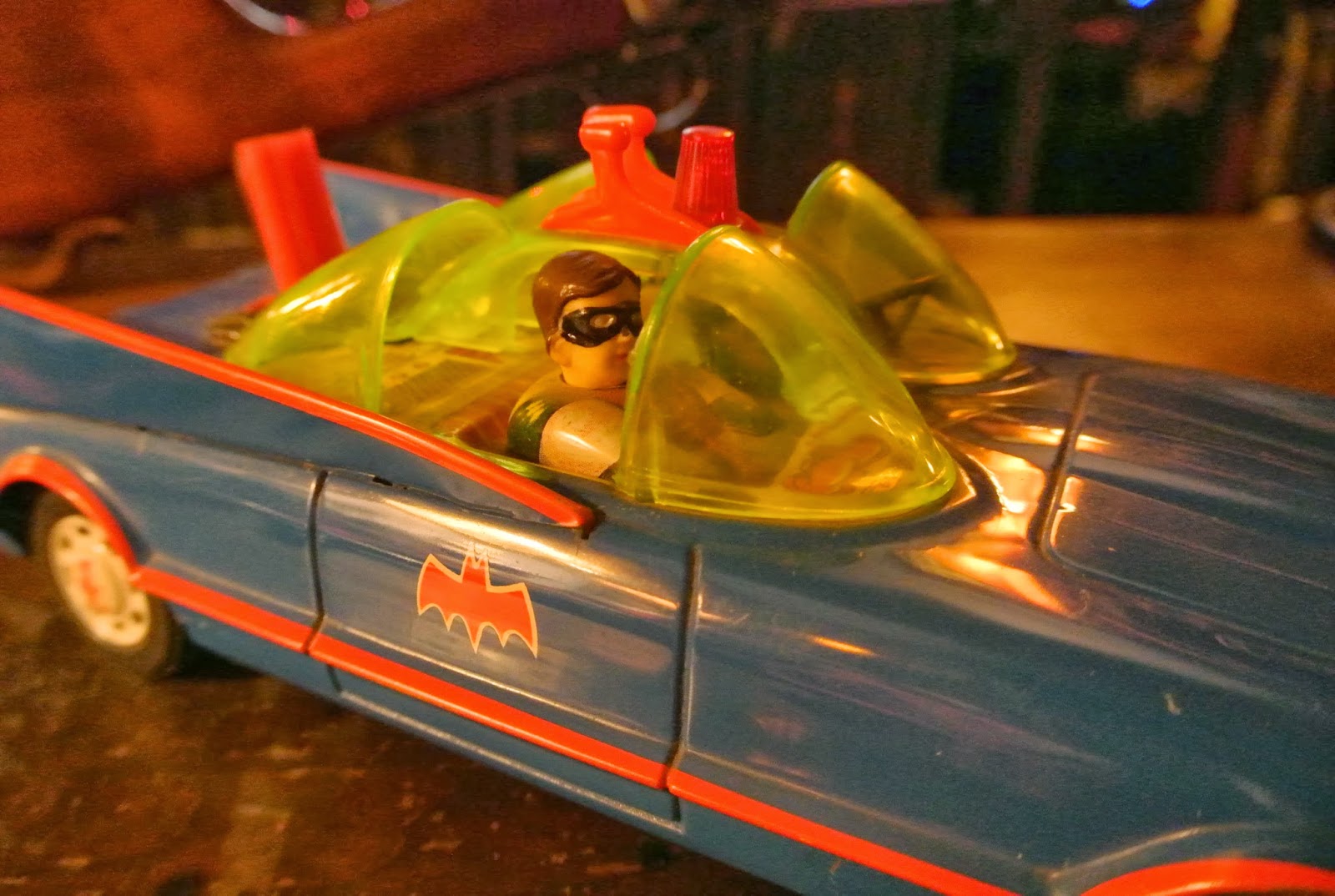 John John Jesse: Vintage Tin Blue Batmobile