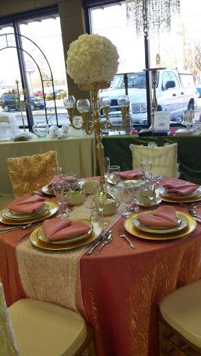 Grand Rental Station Fairview Heights IL: Rose Crush Table