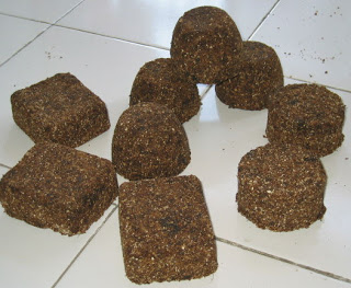 Pengertian Urea Molasses Block (UMB) - peternakhebat