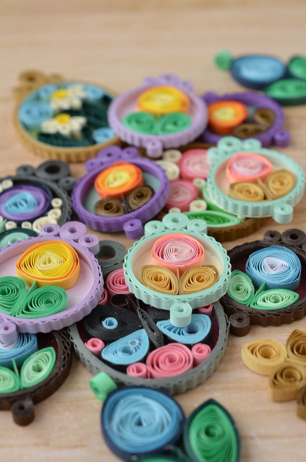 Linfa Creativa: Le basi del Quilling o filigrana di carta
