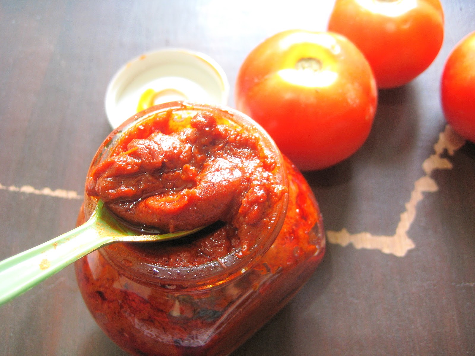 madhuri's kitchen: Tomato Pickle / Instant Tomato Pickle (No Refrigeration)