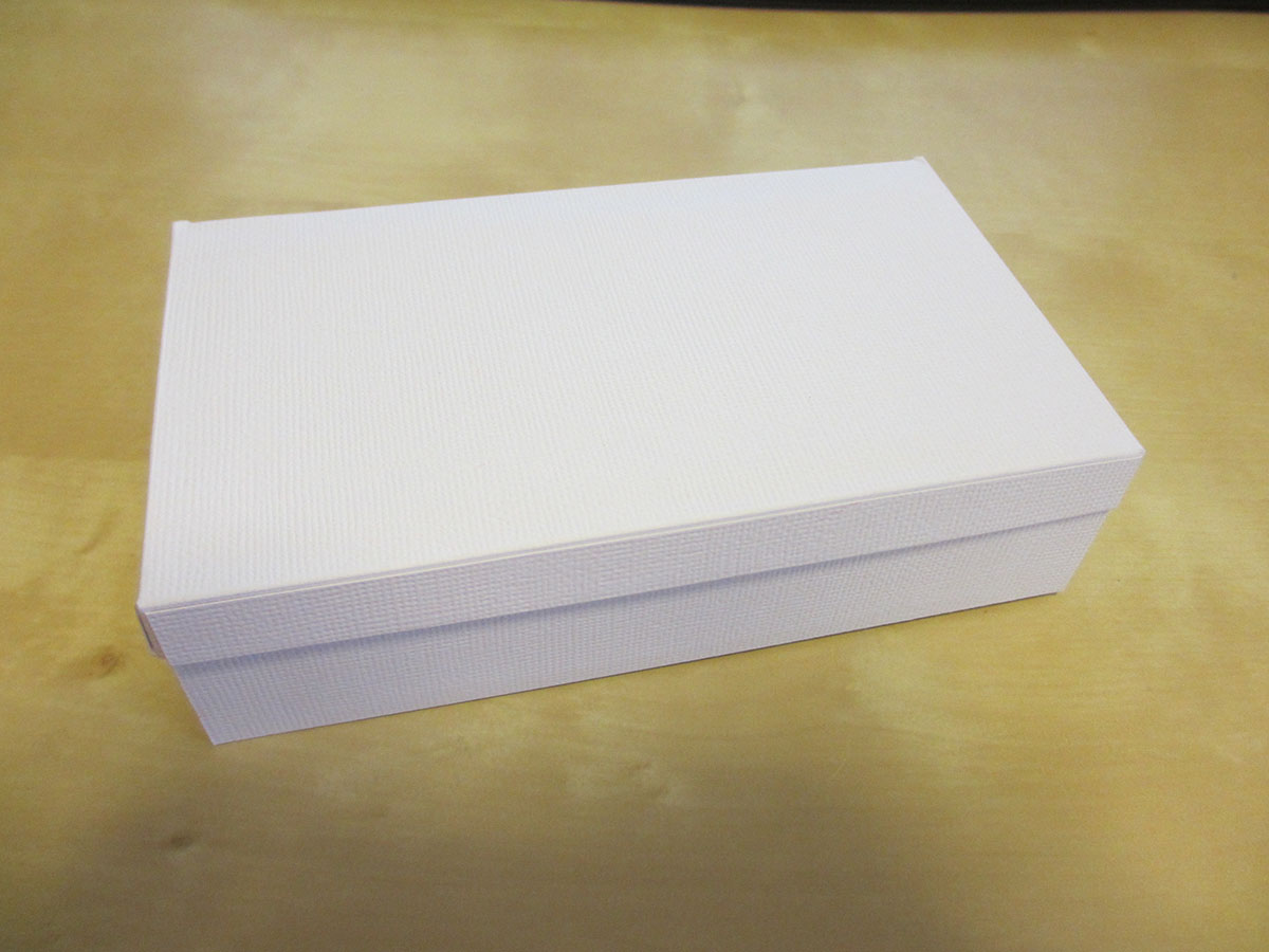 *ClayGuana: How to make a 6" X 3.5" Box