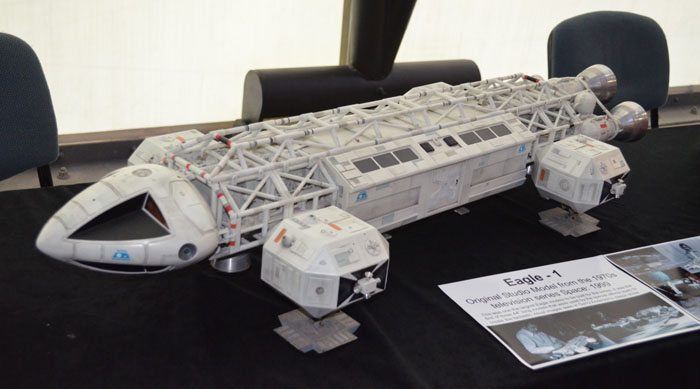 Space 1999 Eagle Paper Model - nationalfasr