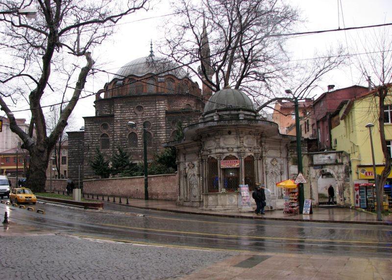 Dünya'nın Bütün Camileri: Zeynep Sultan Mosque, Fatih, İstanbul
