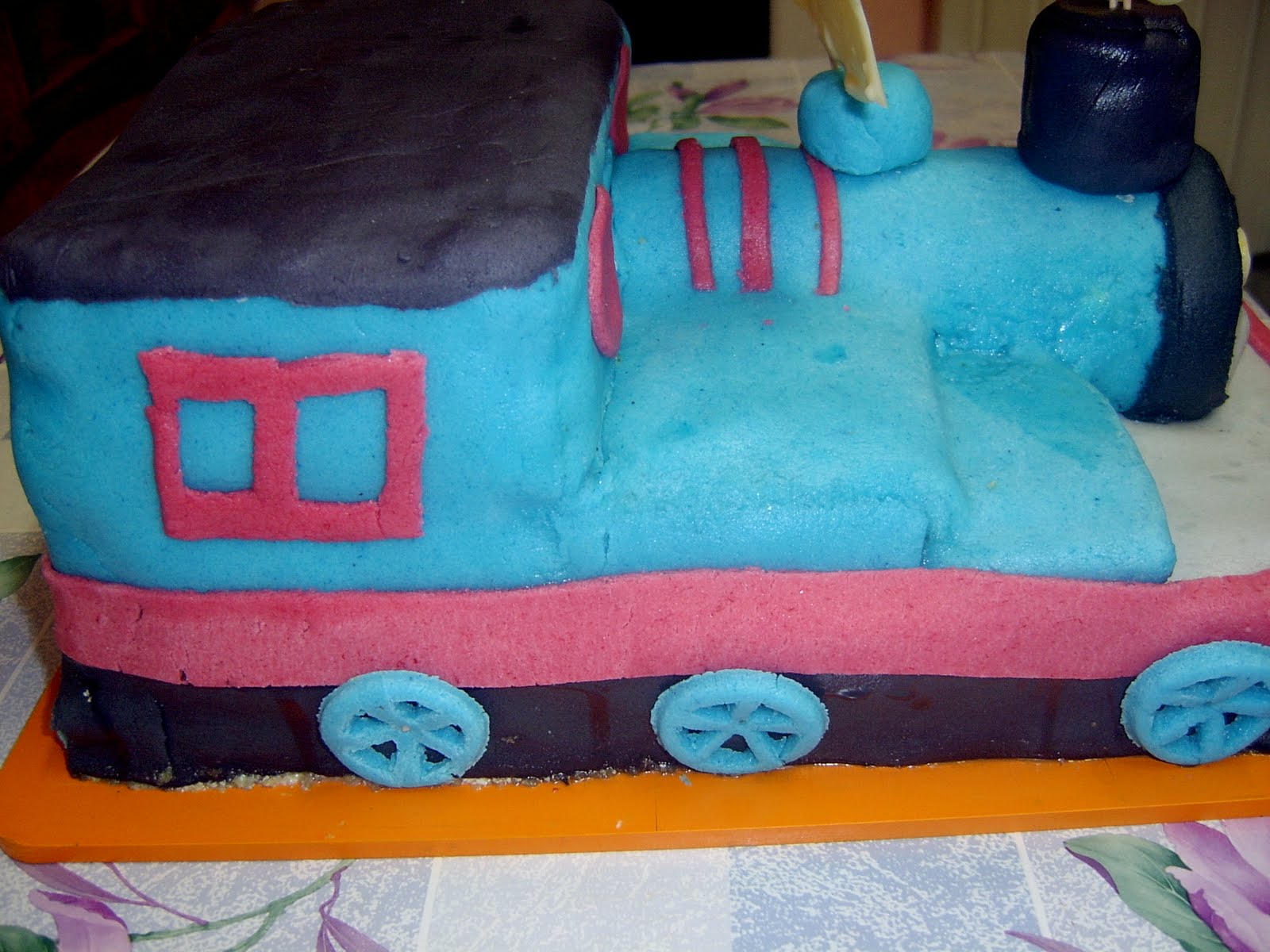 Tort "Trenuletul THOMAS"
