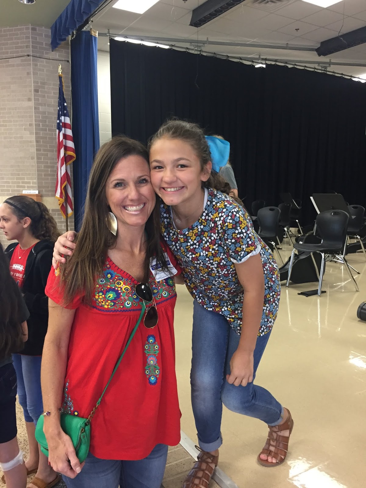 Trendy Mindy and Her Loves...: Hadlee's Guitar Concert