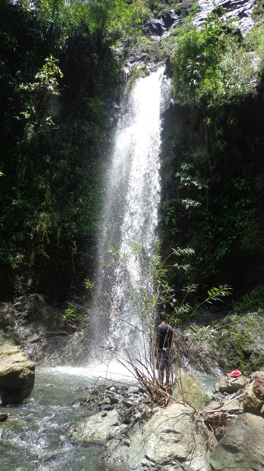 Chasing Lakes and Waterfalls in Occidental Mindoro - The Wandering Juan