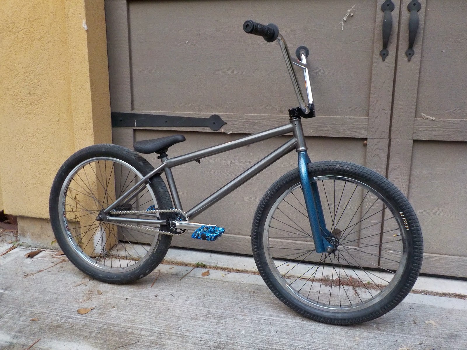 STOUT: Custom Frames