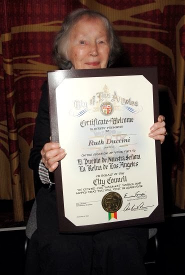 RETRO KIMMER'S BLOG: LAST LADY MUNCHKIN RUTH ROBINSON DUCCINI DIED