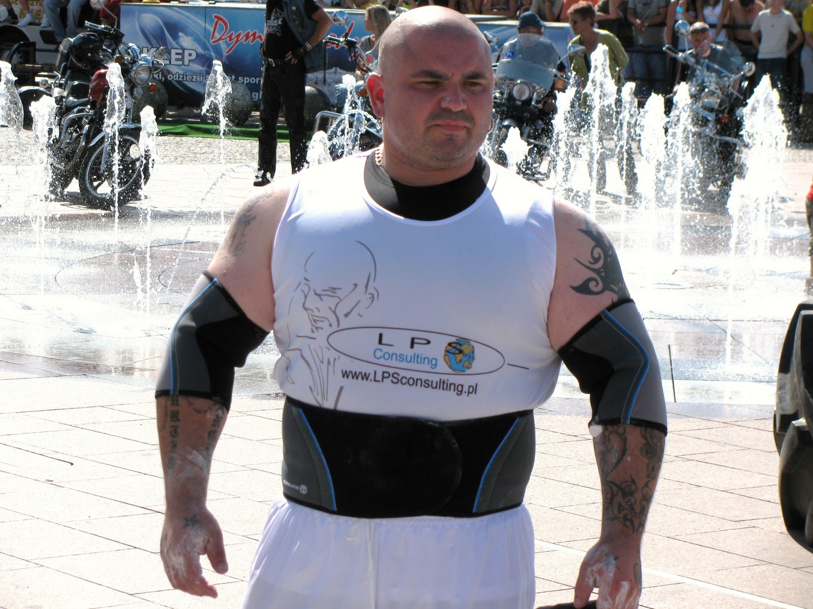 Bondage For The Big Man: January 2012
