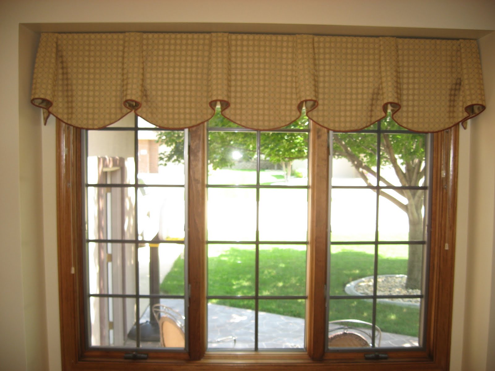 Window Fashions: The Imperial Valance ....just the right topper for the ...