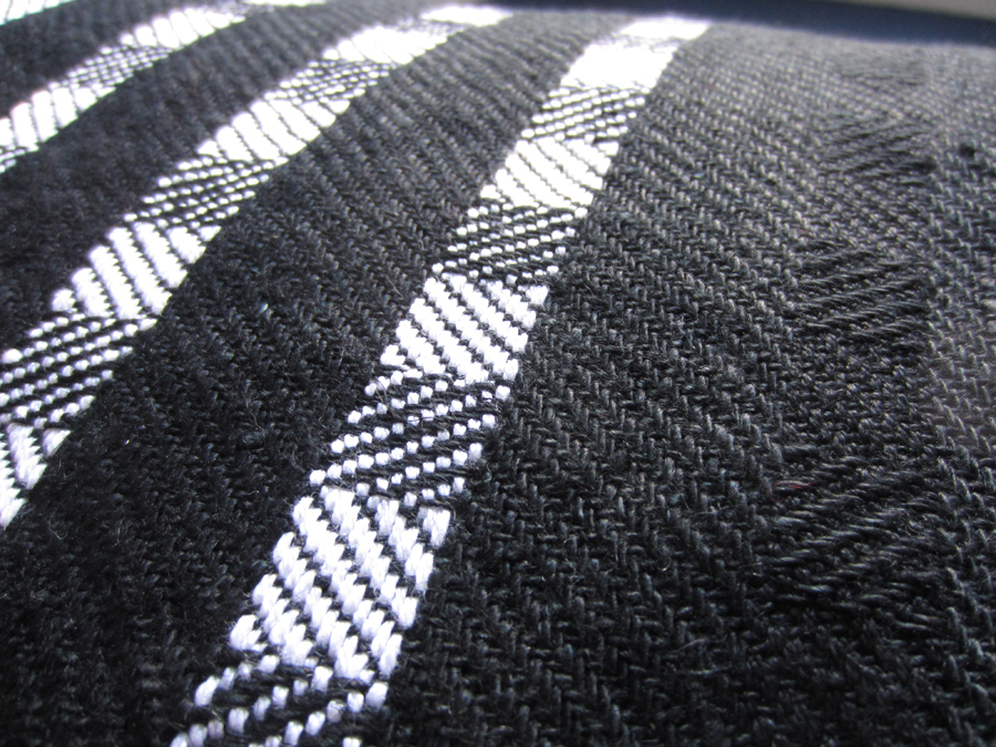 Durham Weaver: Handtowel in linen and tow linen