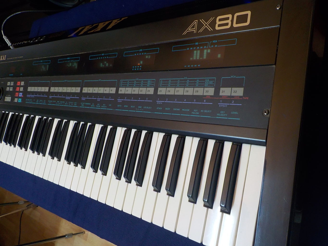 MATRIXSYNTH: AKAI AX80 - vintage polyphonic synthesizer keyboard