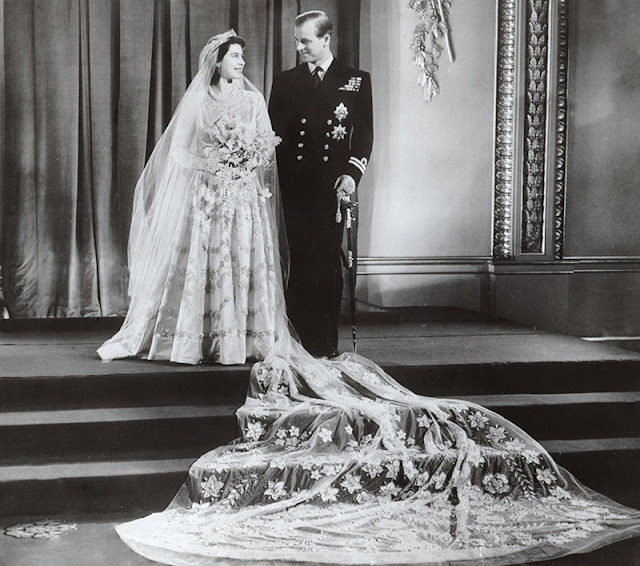 Queens of England: Royal Wedding Tiaras: Elizabeth II and the Princess ...