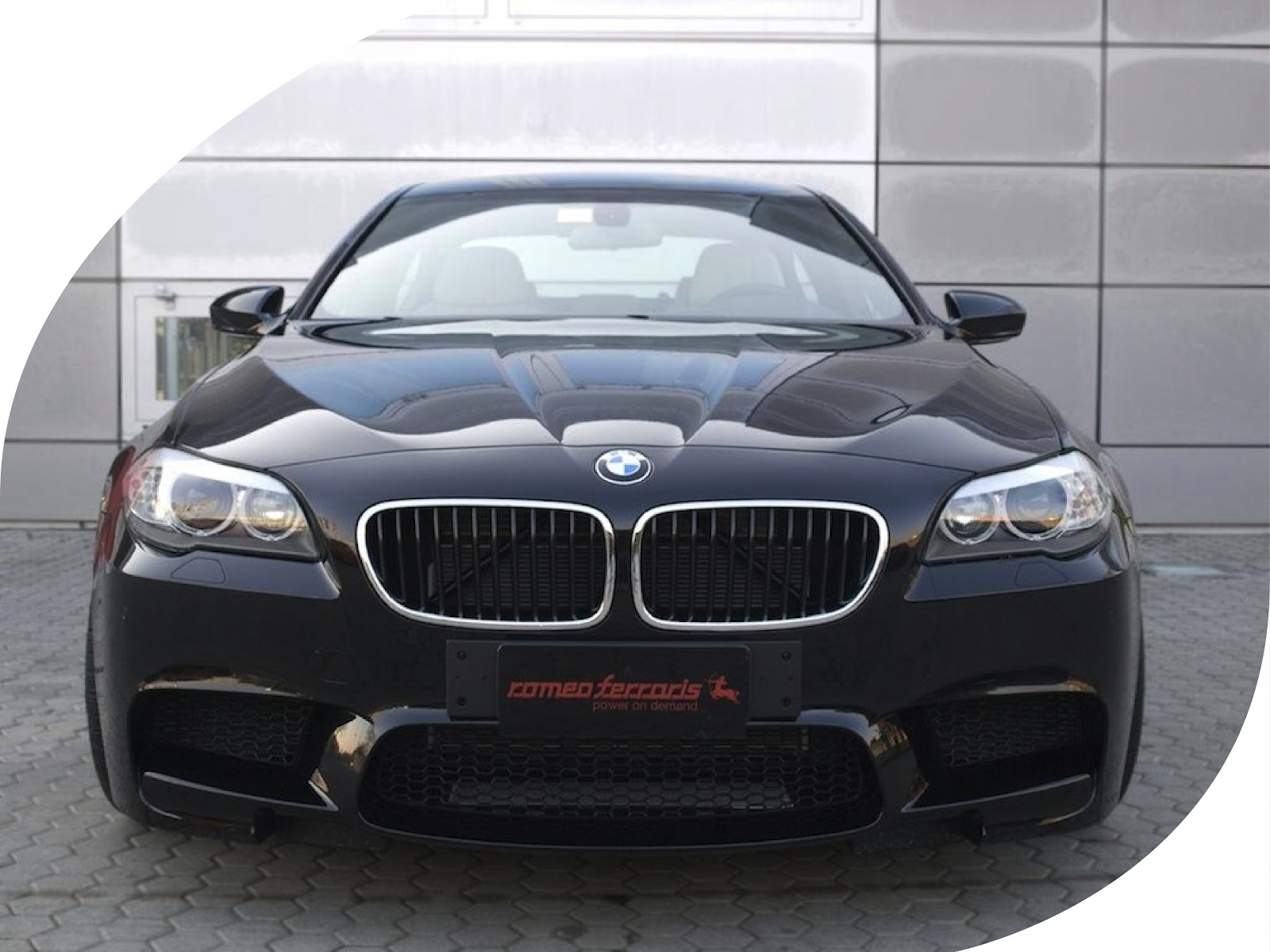 Vip Automóveis BH: BMW M5 F10: INUSITAVELMENTE PERSONALIZADA!