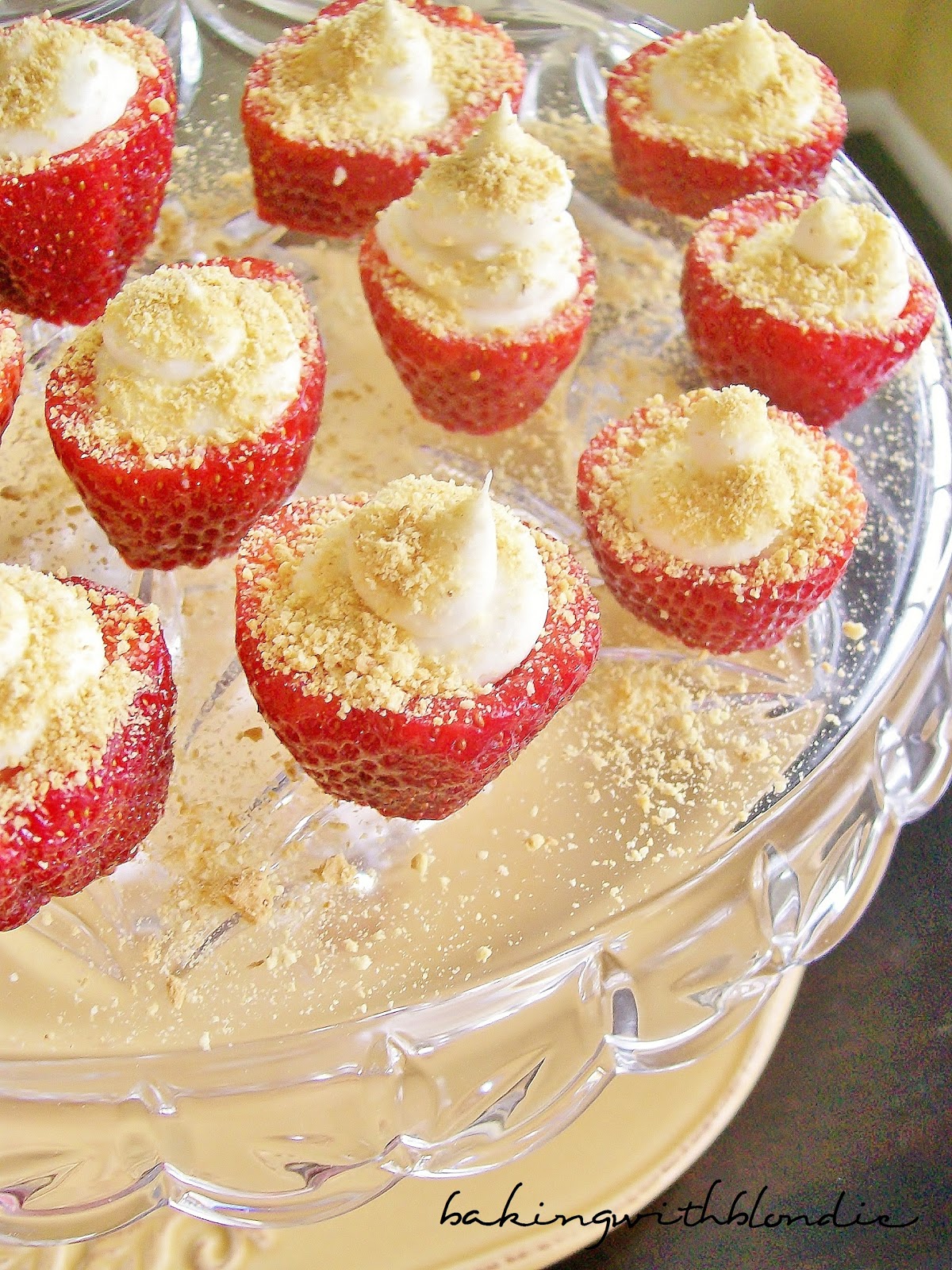 Strawberry Cheesecake Bites