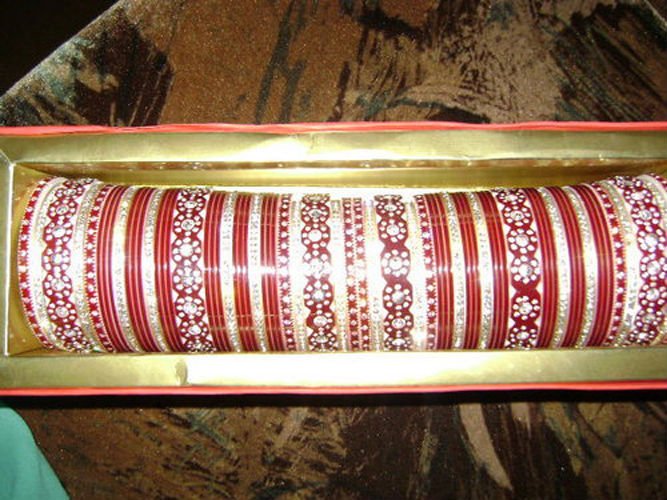 Fency chura, wedding chura, Punjabi chura , Suhag Chura - Beauty and ...