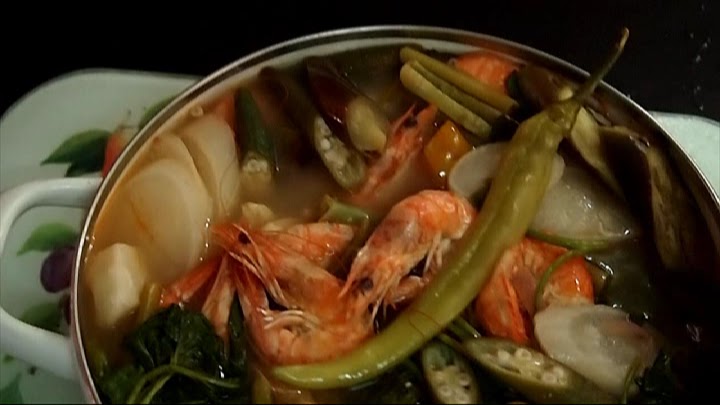 Tagalog Kitchen: "SINIGANG" na Hipon sa Miso with fresh Sampalok
