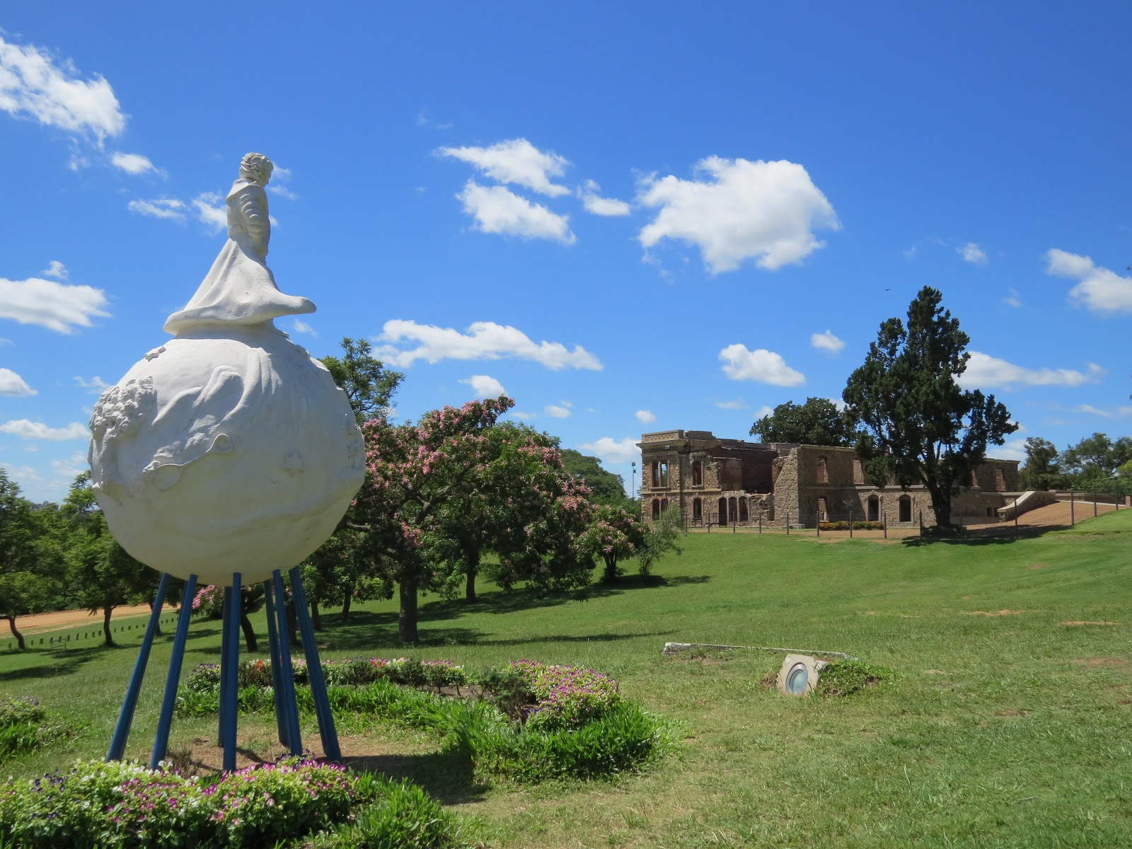 Concordia (Entre Rios): El castillo San Carlos, y la visita de Saint ...