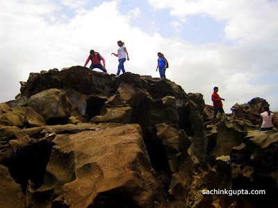Natural potholes near Takli Haji in the River Kukdi ~ LENS (Like, Enjoy ...