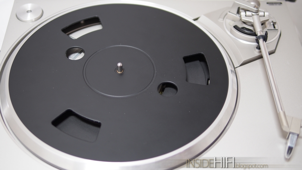 Inside Hi-Fi: Technics SL-QX200 (SL-QX200-SEi)