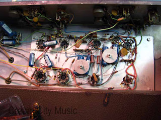 HAPPY GO LUCKY: MAGNATONE 260 schematic and layout