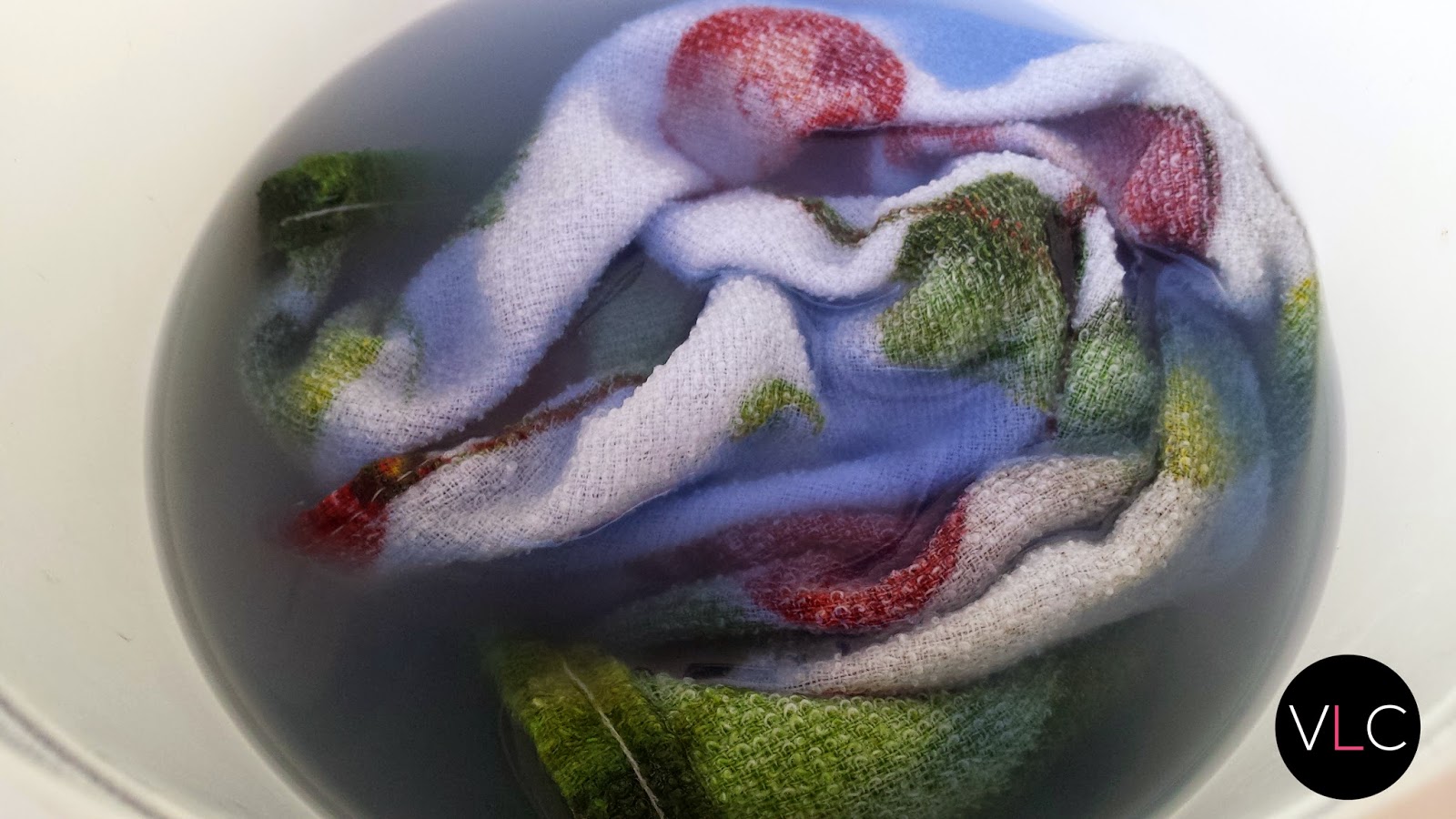 Você conhece o Anil para roupas? - VLC Decora