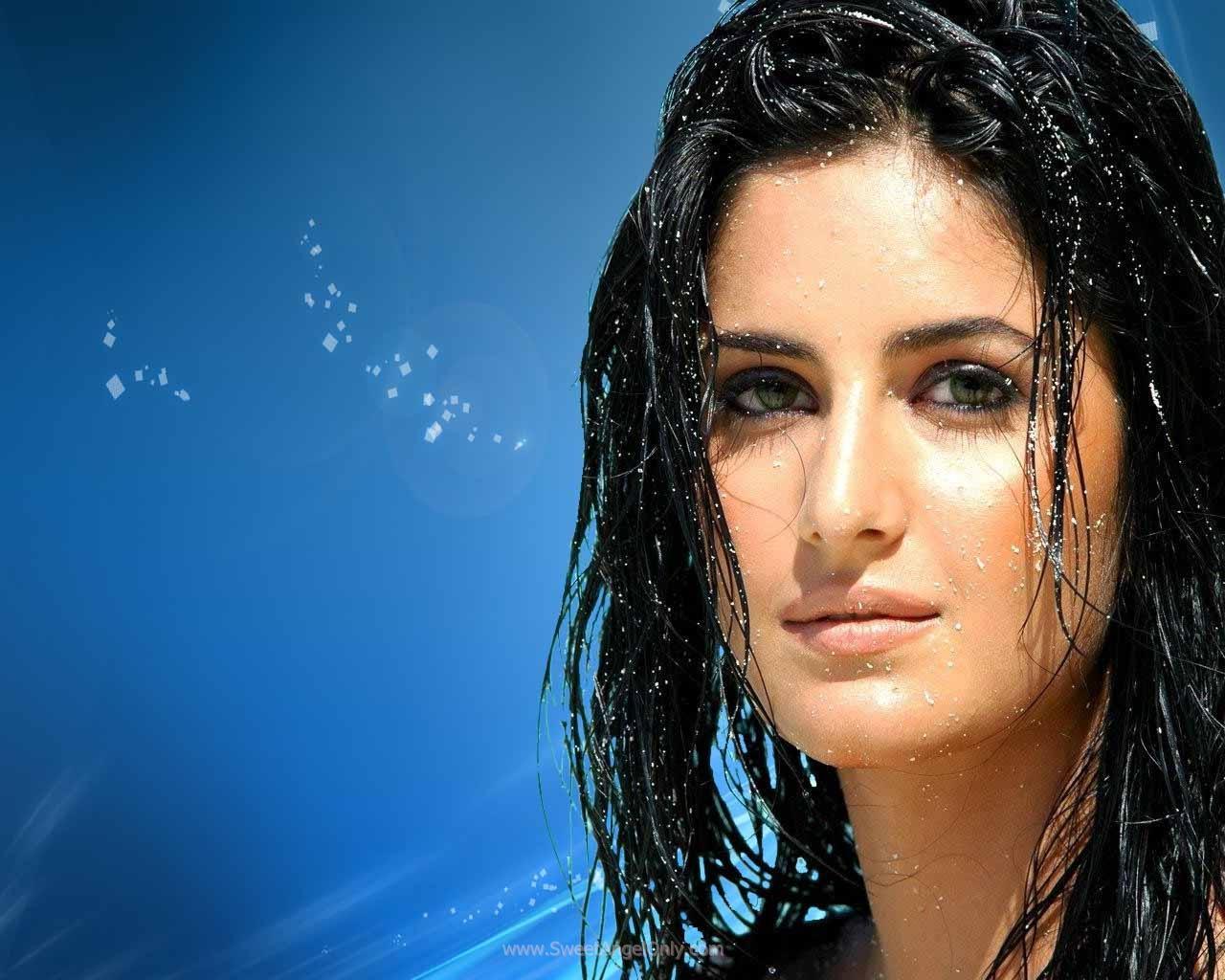 Chikni Chameli Agneepath Katrina Kaif ~ Fun Hungama