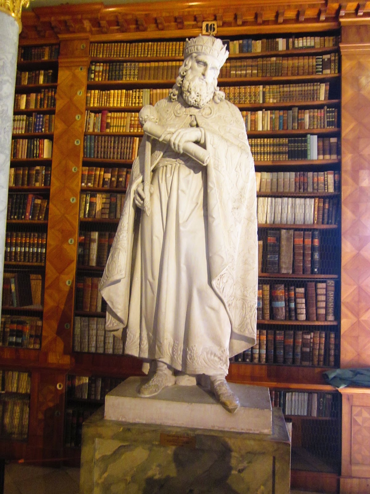 Túráim: Öskü - Hajmáskér - Vinye - Cuha-szurdok - Pannonhalma