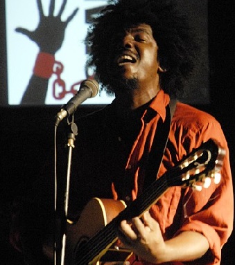 Músicos , compositores y cantantes de Santa Clara , Villa Clara.: Roly ...