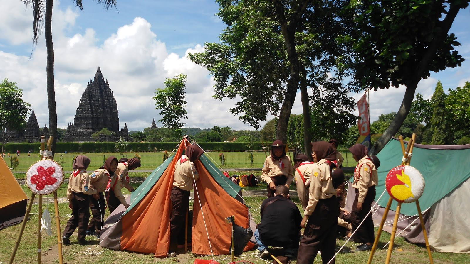 SMP NEGERI 3 GAMPING: 2018