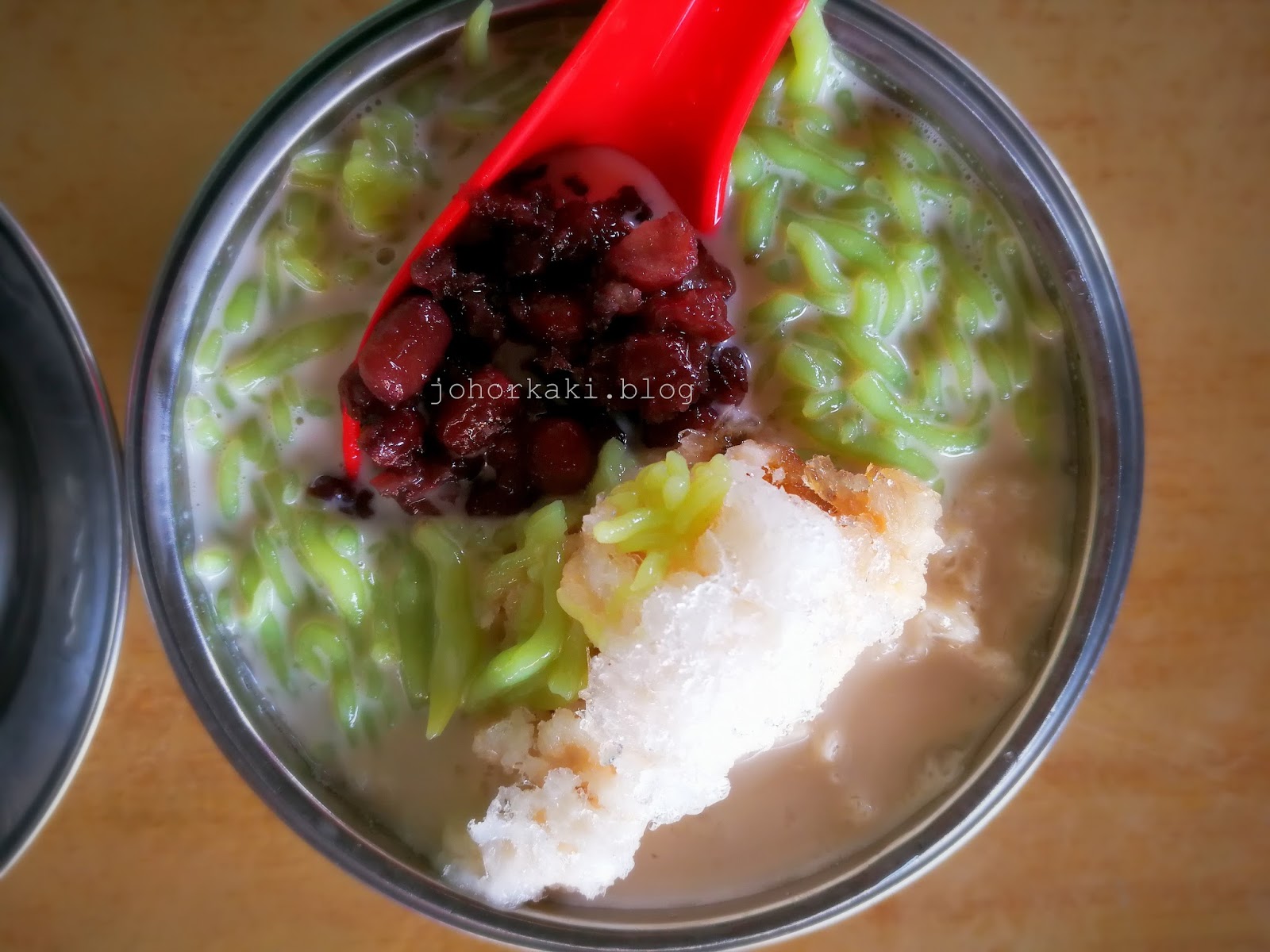 Kluang Cendol Kader Century Old Simply Perfect ⭐⭐⭐⭐ |Tony Johor Kaki ...