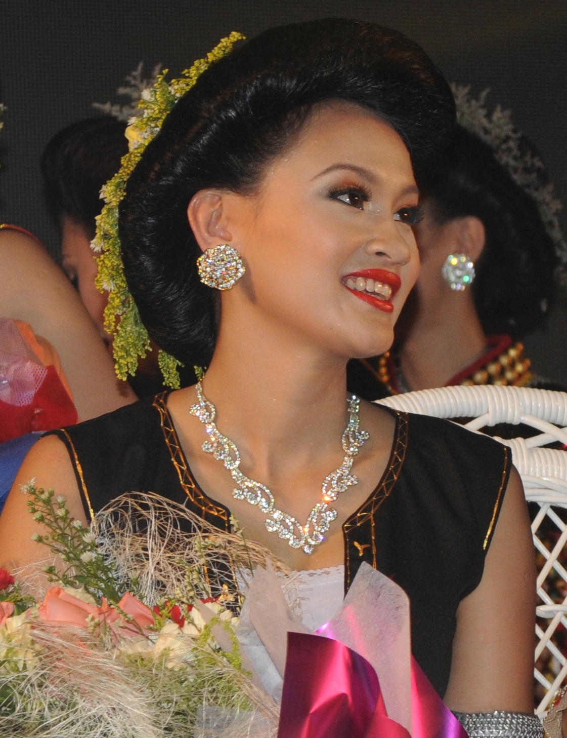 Natives of North Borneo Sabah - The Bambaraon, Bambarayon (Goddesses ...