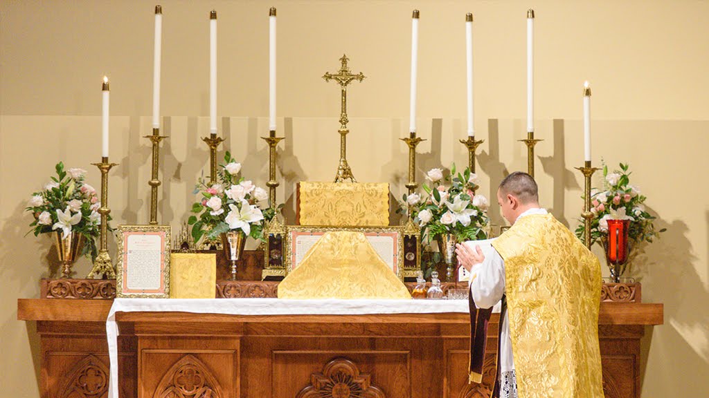 A New Altar by Jasper and Scheer Liturgical Art ~ Liturgical Arts Journal
