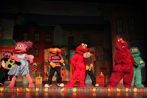 www.mieranadhirah.com: SESAME STREET LIVE - ELMO MAKES MUSIC