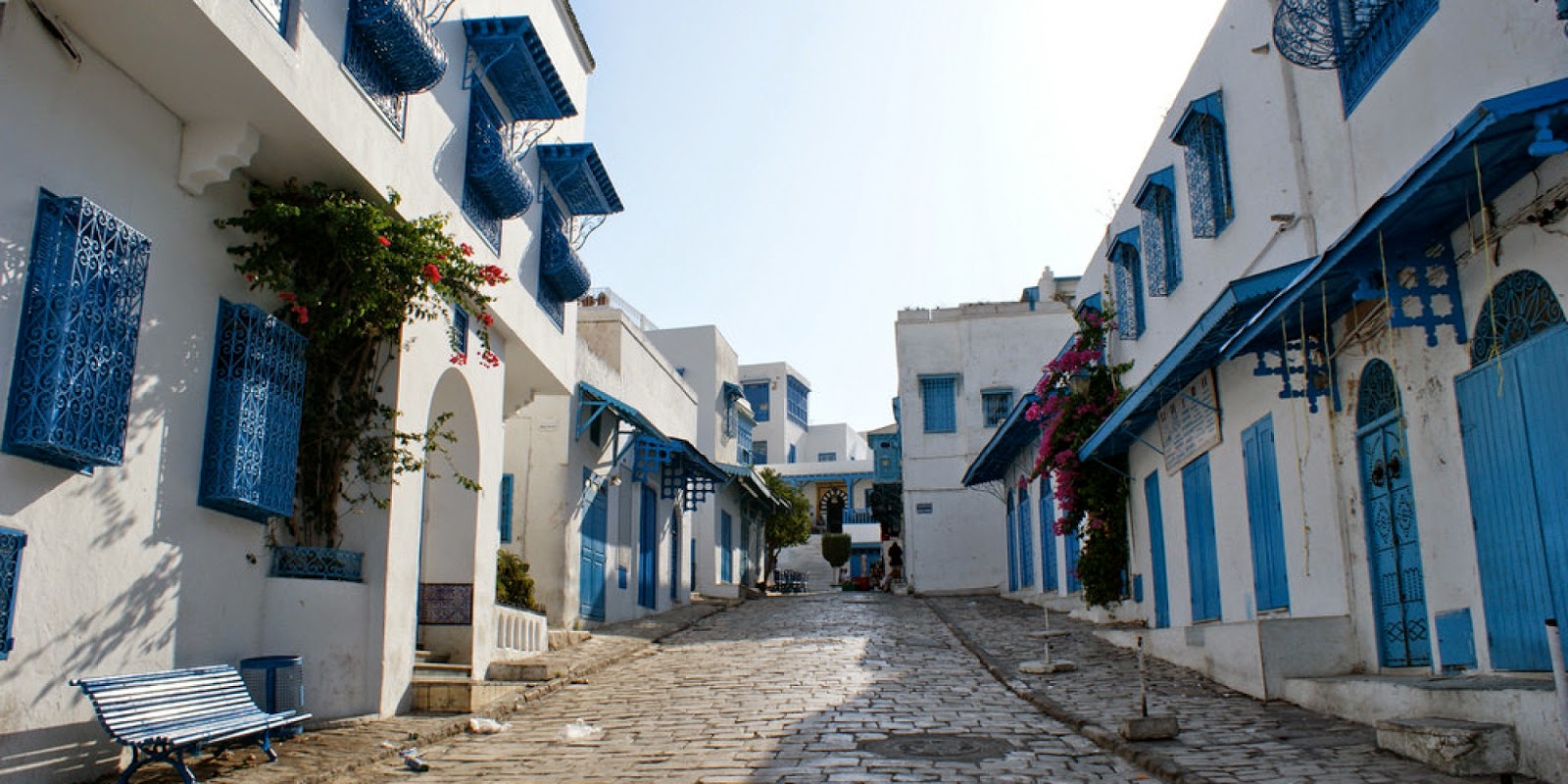 Le village blanc bleu de Sidi Bou Said ~ Tunisie Voyage et Loisir