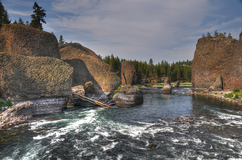 nature big nature small: Riverside Park, Spokane, Wa